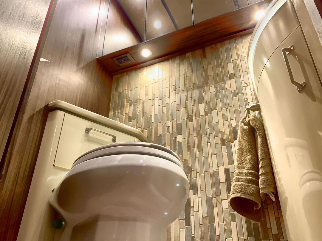 Choosing the Perfect RV Toilet: Your Comprehensive Guide